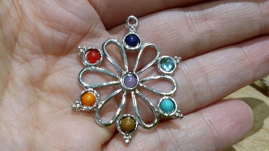 Ciondolo chakra reiki - Gioielli - Ciondoli - di Fantasyland | su MissHobby