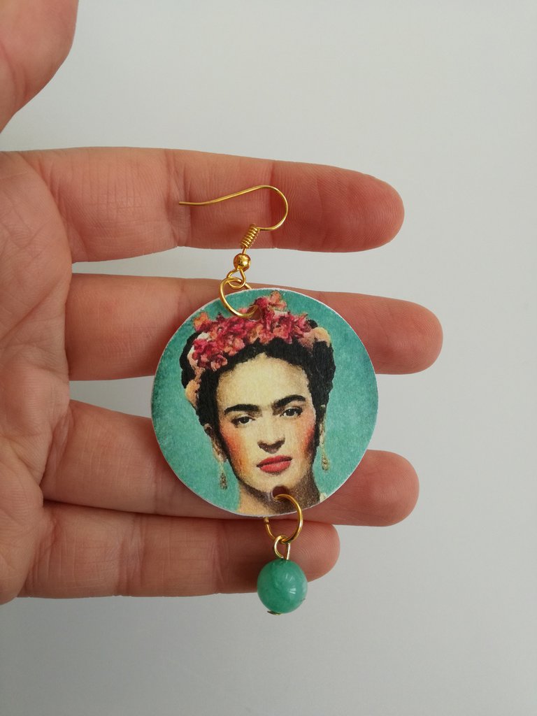 Frida kahlo orecchini di carta cerchio con perla di pietra dura ver ...