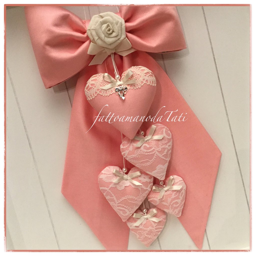 Fiocco nascita in cotone rasato rosa salmone con rosellina di lino ...