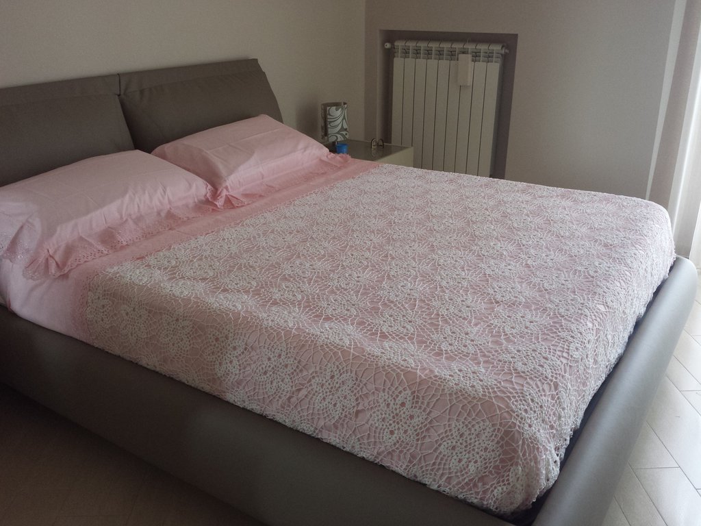 Coperta matrimoniale filo uncinetto - Per la casa e per te - Camera ...