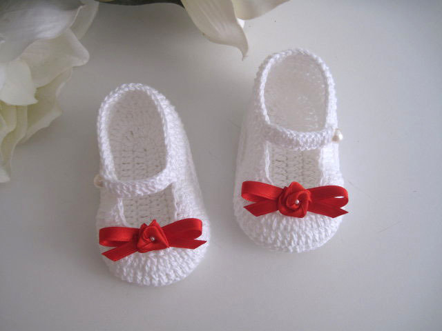 Scarpine scarpette bianche / rose rosse neonata fatte a mano cotone ...