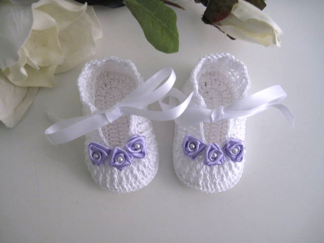 Scarpine scarpette bianche/rose lilla neonata fatte a mano battesim ...
