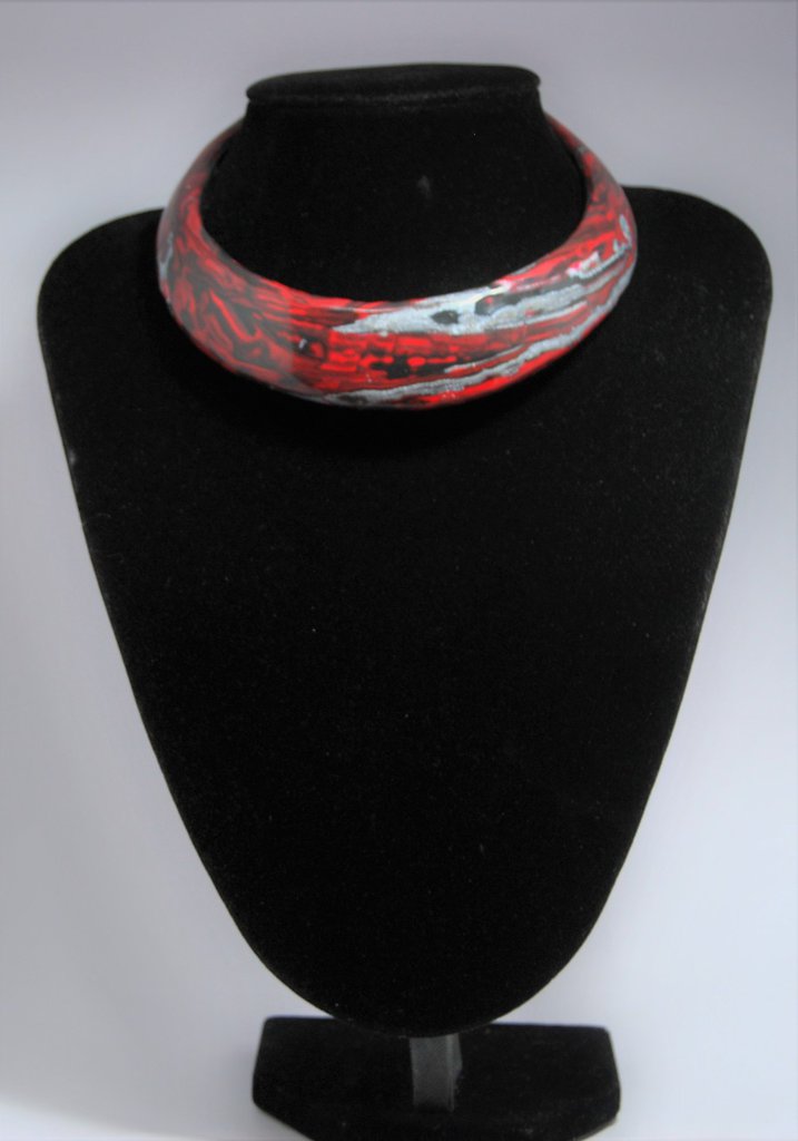 collier rigido in fimo, rosso argento e nero - Gioielli - Collane ...