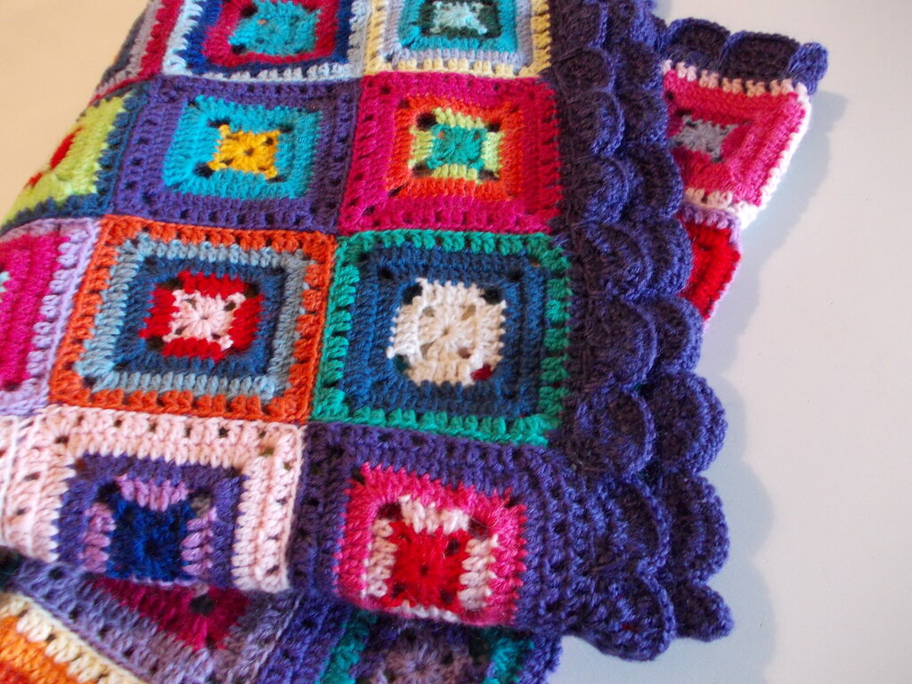 Coperta uncinetto, plaid, granny square, crochet, coperta in lana ...