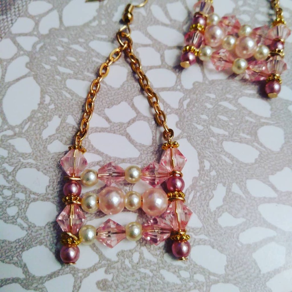 Pendenti perle rosa - Gioielli - Orecchini - di Elysa Made with Love ...