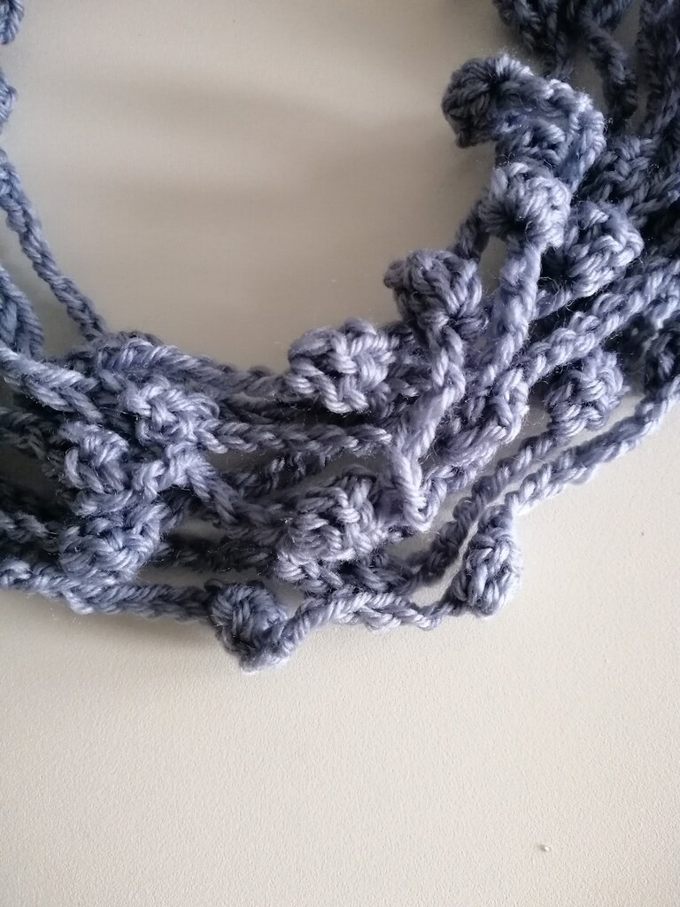 Collana lana grigia noccioline - Gioielli - Collane - di Le collan ...
