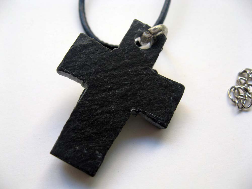 collana uomo o donna croce in ardesia fatto a mano - Gioielli - Co ...