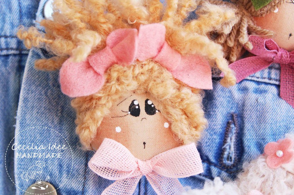 Spilla con faccine - Donna - Accessori - di Cecilia Idee Handmade | su ...