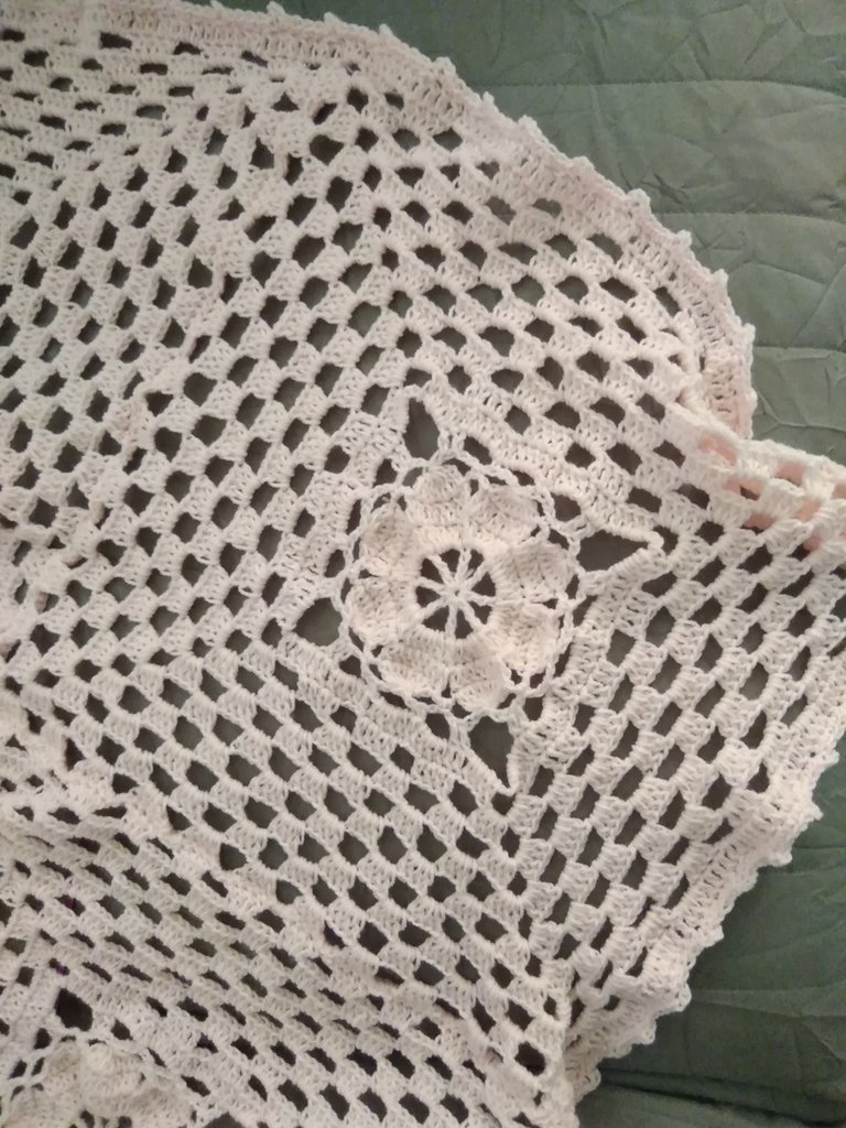 Coperta uncinetto lettino - Granny square - Copertina rosa fatta a ...