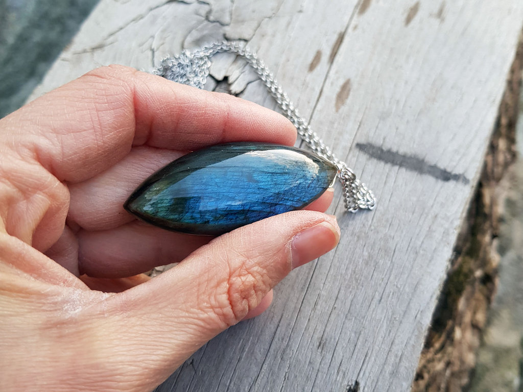 Collana donna con grande pendente di pietra di Labradorite - Gioiel ...
