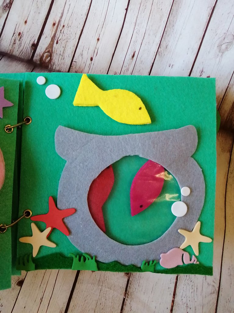 LIBRO SENSORIALE QUIET BOOK MONTESSORI LIBRI GIOCO FELTRO PUZZLE ME ...