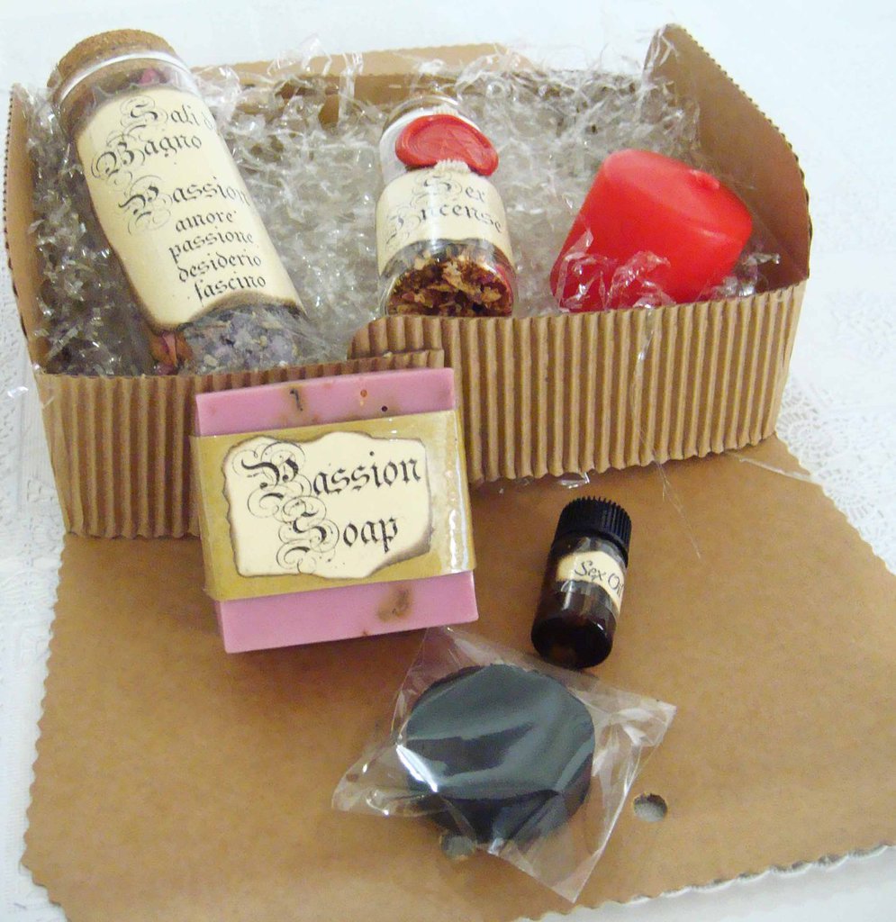 Cofanetto "Passion Box" - Per la casa e per te - Bellezza e cura ...