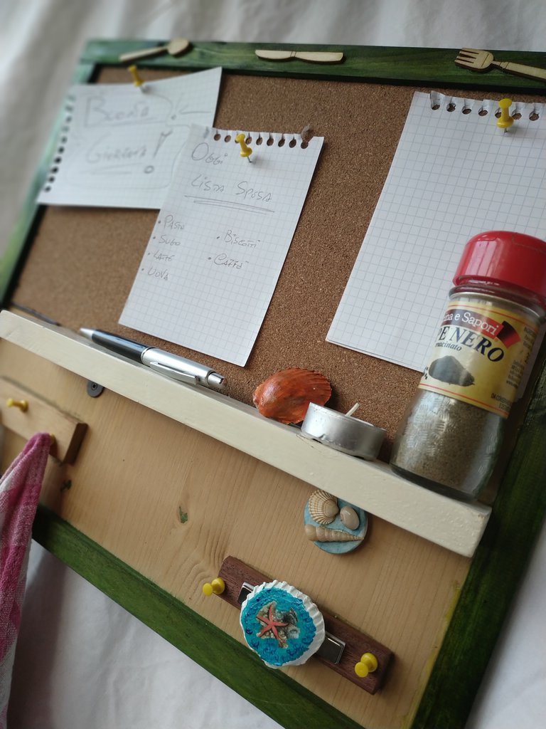 Bacheca in legno - Per la casa e per te - Arredamento - di Takumi | su ...