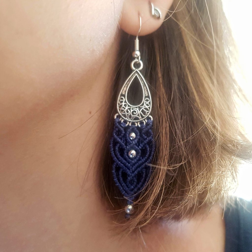 Orecchini macramè blu notte - Gioielli - Orecchini - di Why Knots B... | su MissHobby