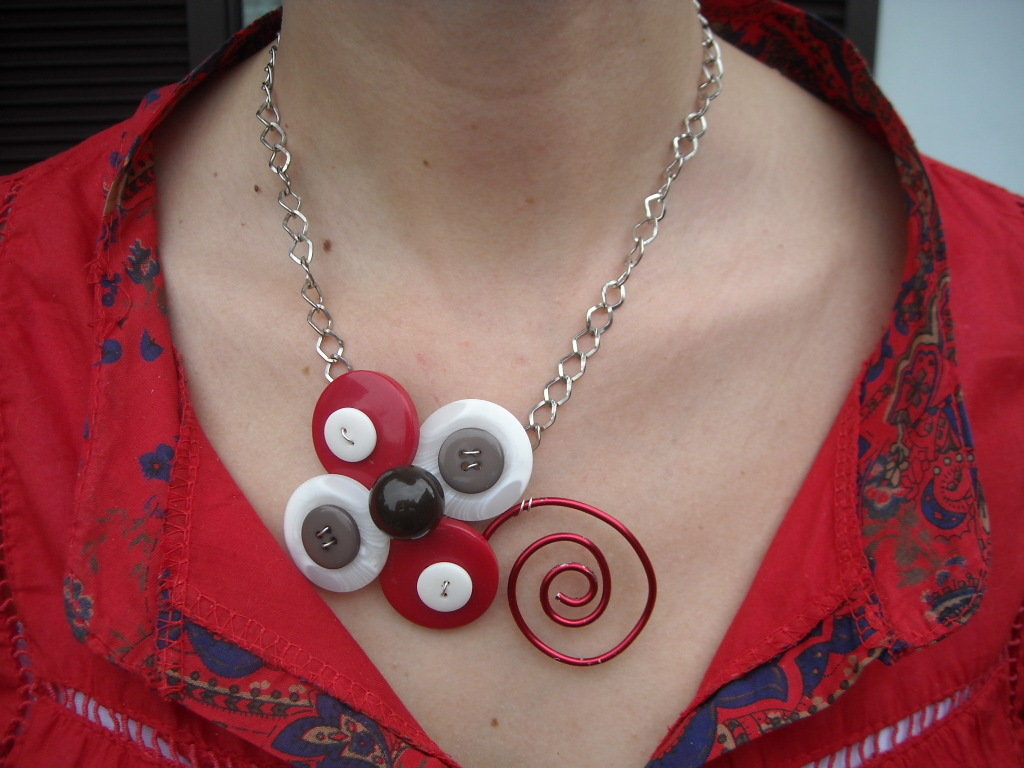 COLLANE DI BOTTONI - Gioielli - Collane - di Fleur de lis by M | su ...