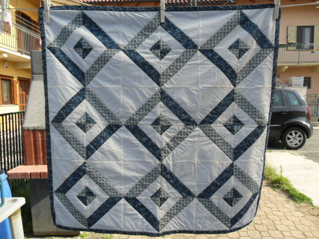 Coperta in patchwork blu | su MissHobby