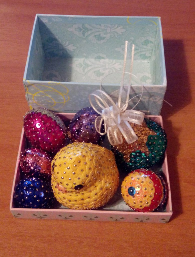 Set di Pasqua (pulcino, 5 uova e campana) - Feste - Pasqua - di Sar ...