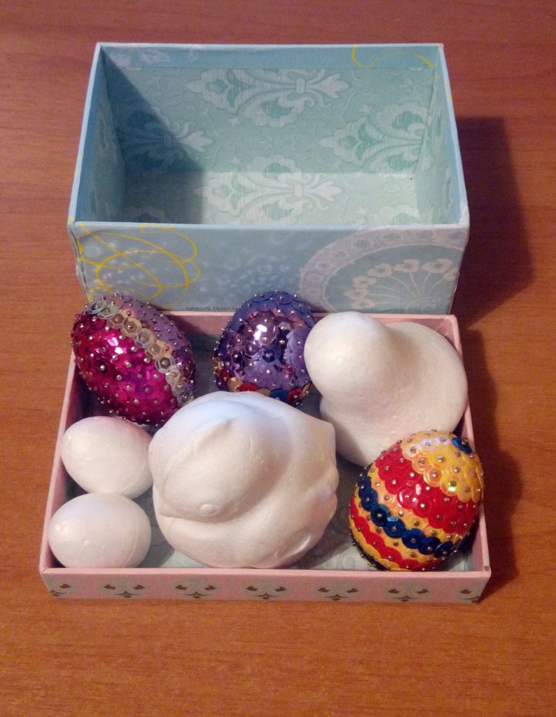 Set di Pasqua (pulcino, 5 uova e campana) - Feste - Pasqua - di Sar ...