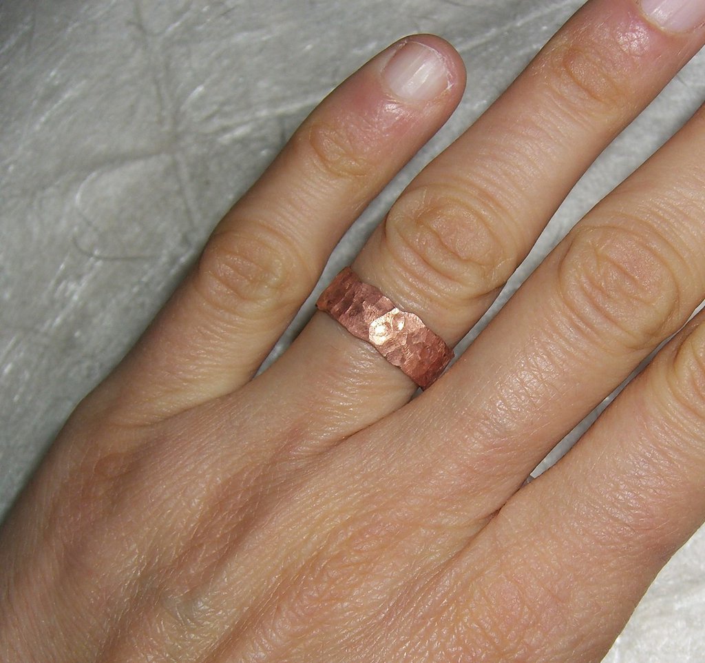 Anello in rame martellato - Gioielli - Anelli - di The Magic Daisy | su ...