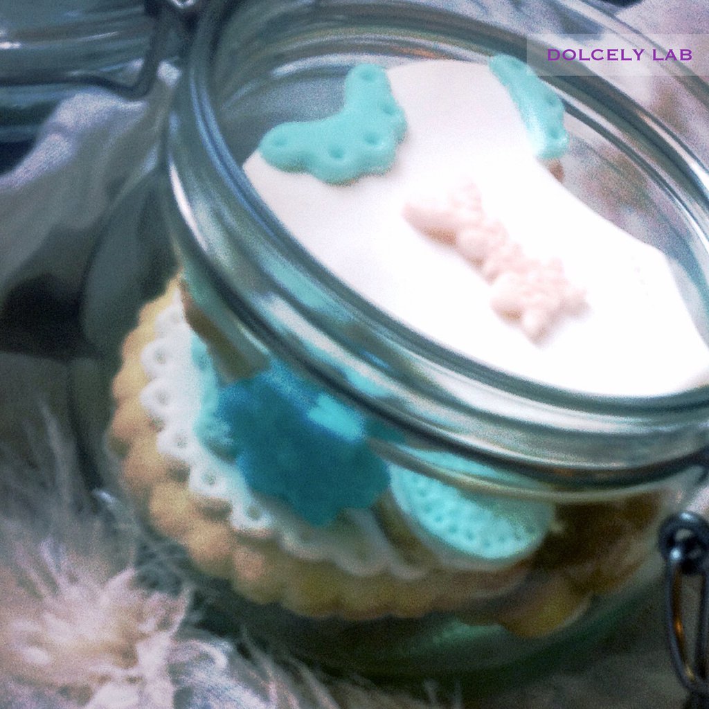 GIOIELLI DI ZUCCHERO BAMBINO IN VASO DI VETRO BOMBONIERA - Cake de ...