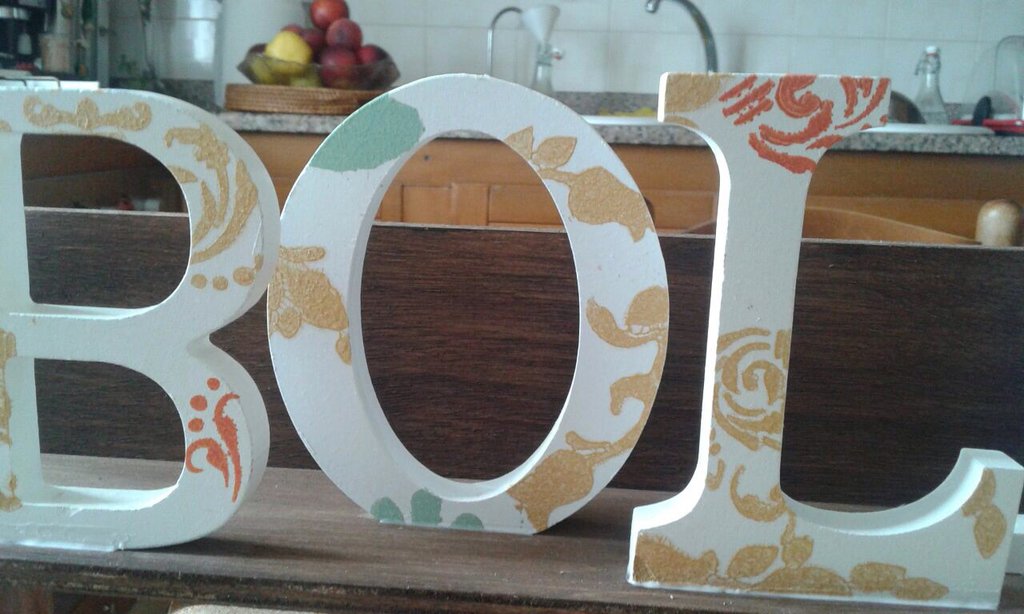 Scritte decorative in legno - Per la casa e per te - Arredamento ...