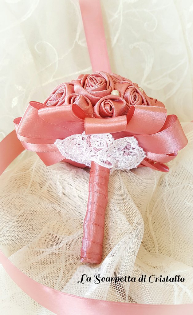 Bouquet di rose idea regalo - Feste - Idee regalo - di La Scarpetta ...